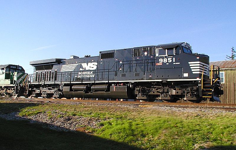 NS 9851